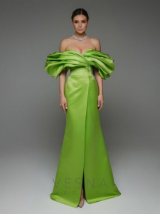 How To Perfectly Accessorize A Green Dress For Any Occasion